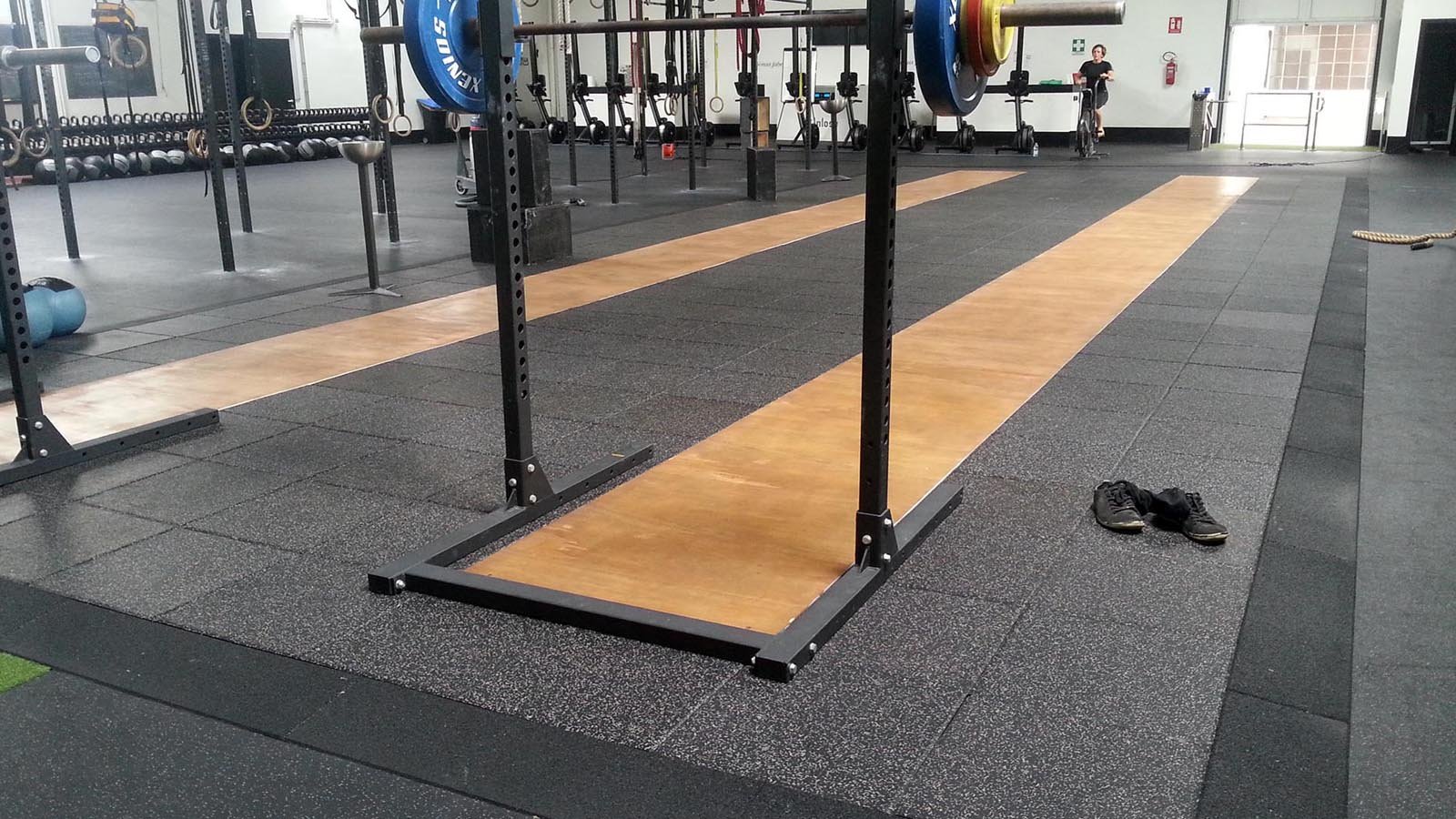 How to Pick the Perfect Flooring for Gyms, Offices, and Homes